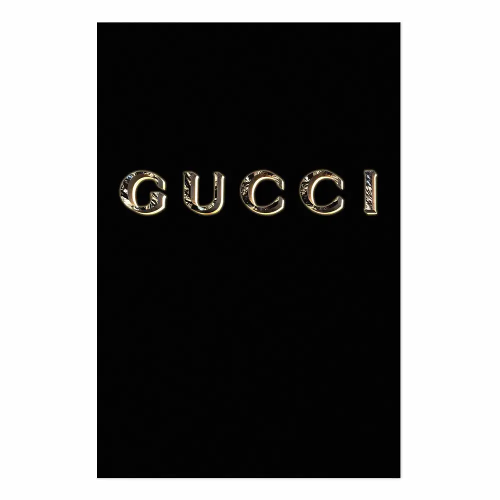 Póster Gucci - letras doradas con lentejuelas en fondo negro para pared ...